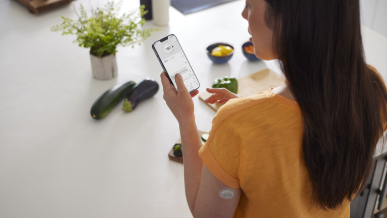 Sistemul CGM Dexcom ONE+ – Dexcom CGM | CGM Diabet Romania
